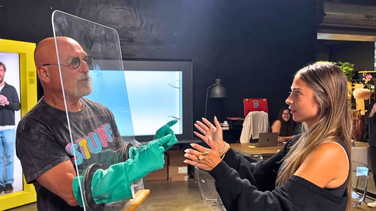 THE PLEXIGLASS PROTOCOL Howie Mandel And The Visible Reality Of ocd ...